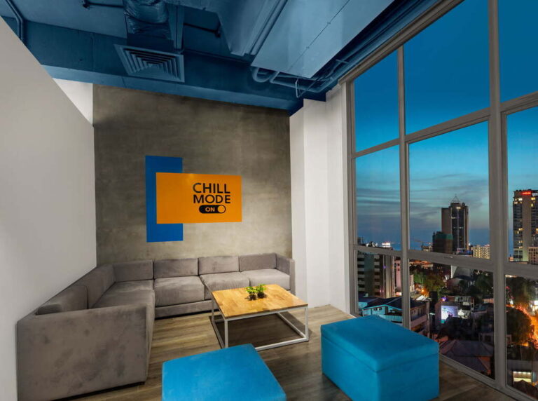 21+ Creative and Innovative Small Office Interior Design Ideas ...