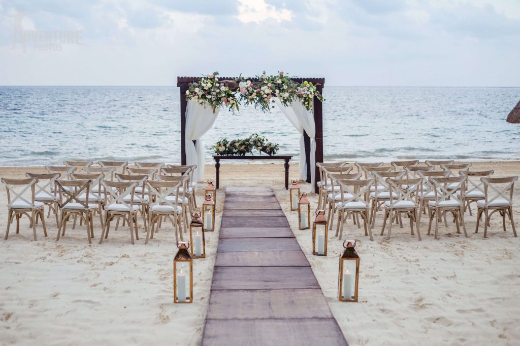 How to Plan For an Outdoor Wedding Decorations Like a Pro ...