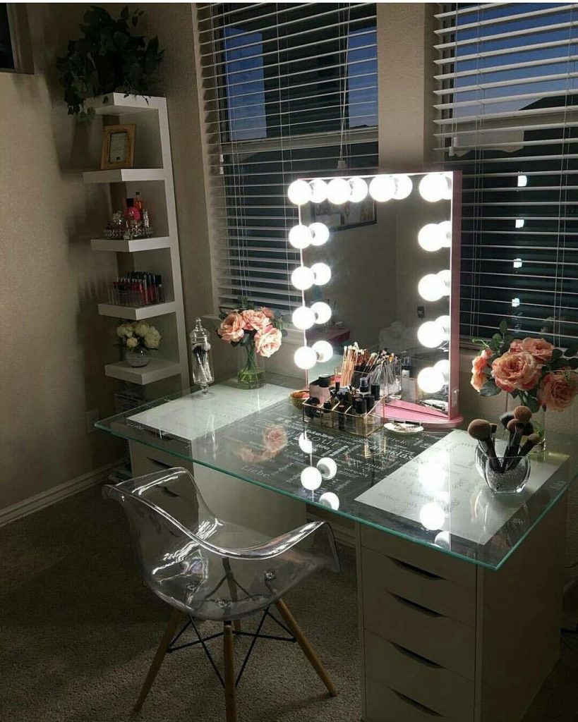 Diy Vanity Table: 15+ Beautiful & Super Easy Ideas for You