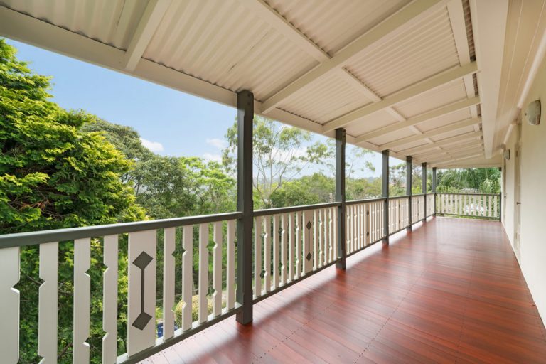15 Best Porch Ceiling Ideas to Accentuate Your Outdoors - Architectures ...