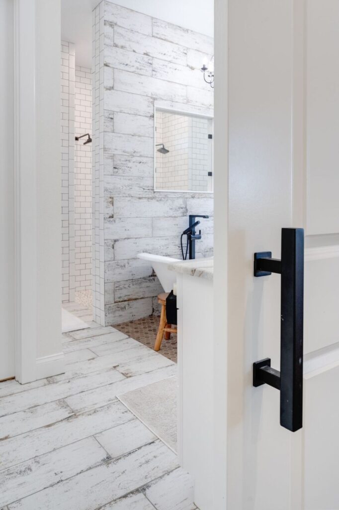 20+ Beautiful Bathroom Tile Ideas That You'll Adore - Architectures Ideas