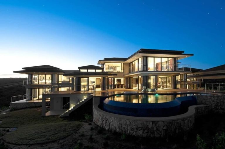 25 Incredible Modern Mansions for Luxury Living Space