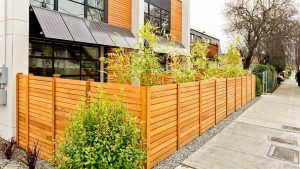 Horizontal Vs Vertical Fences: Which Is Right for Your Home ...