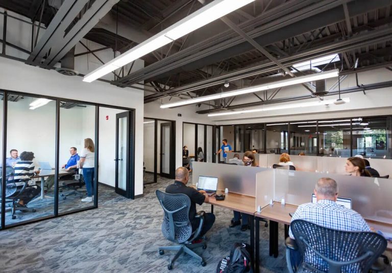 Commercial Building Design: Maximize Space and Functionality ...