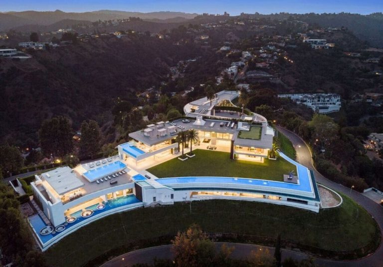Modern Mansion: A List of 20+ Houses That Redefine Luxury ...