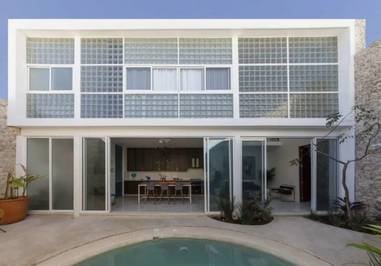 20 Best Suburban House Ideas with Different Styles - Architectures Ideas