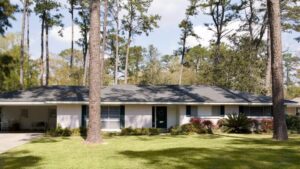20 Best Suburban House Ideas with Different Styles - Architectures Ideas