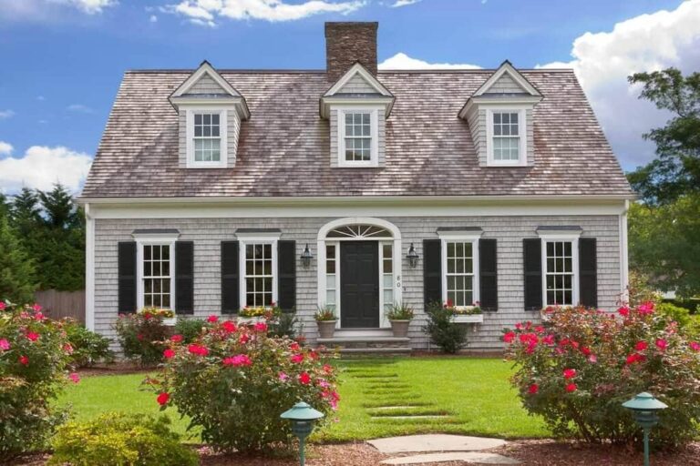 20 Best Suburban House Ideas with Different Styles - Architectures Ideas