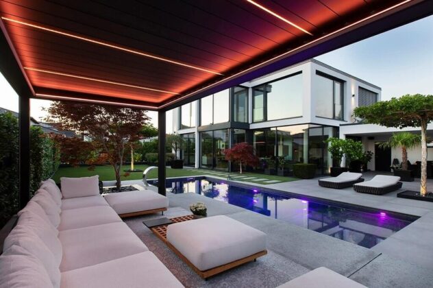 14 Creative Pool Shade Ideas to Enhance Your Outdoor Oasis ...